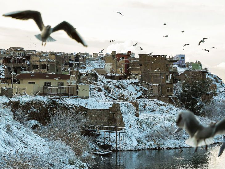 Iraq: Rare snowfall in Iraq turns Baghdad | 100 साल में दूसरी बार ...
