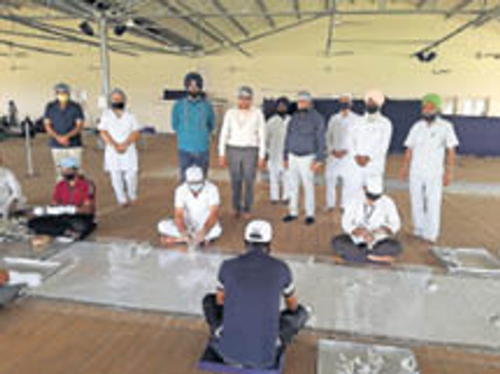 Observed the process of building an anchor in Radha Swami Satsang ...