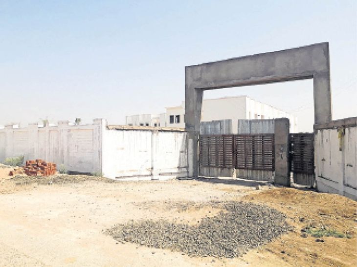 8 crores ITI building being built in 43 to 2.5 acres, 30% work ...
