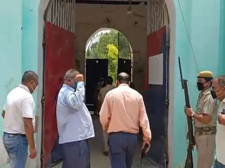 Two prisoners escaped from district jail, DIG suspended two employees ...