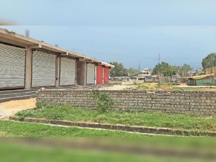 In the document, 12 acres of 27 decimals Nazul land was captured by ...