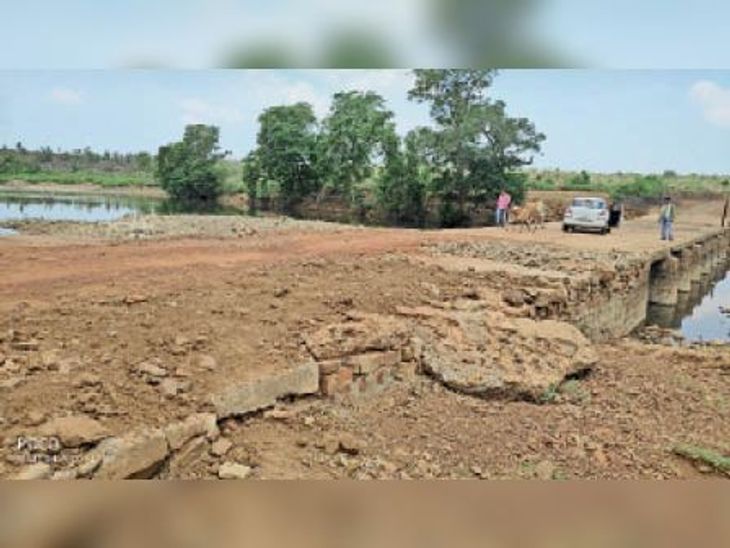 Broken culvert not repaired, Chorakhari-Pohri road will be closed in ...