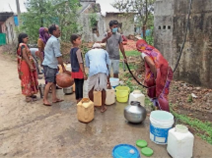 A tubewell quenched the thirst of the people of village Bamori for the ...