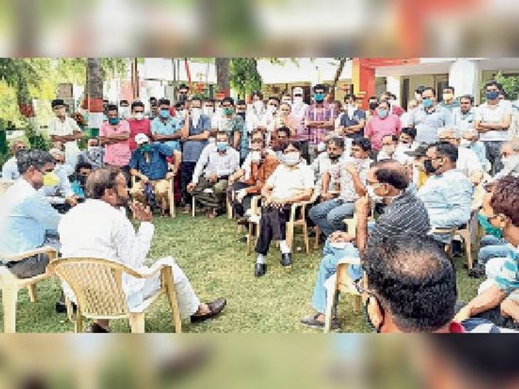 Lockdown extended for five days in Shivganj, market will now open on ...