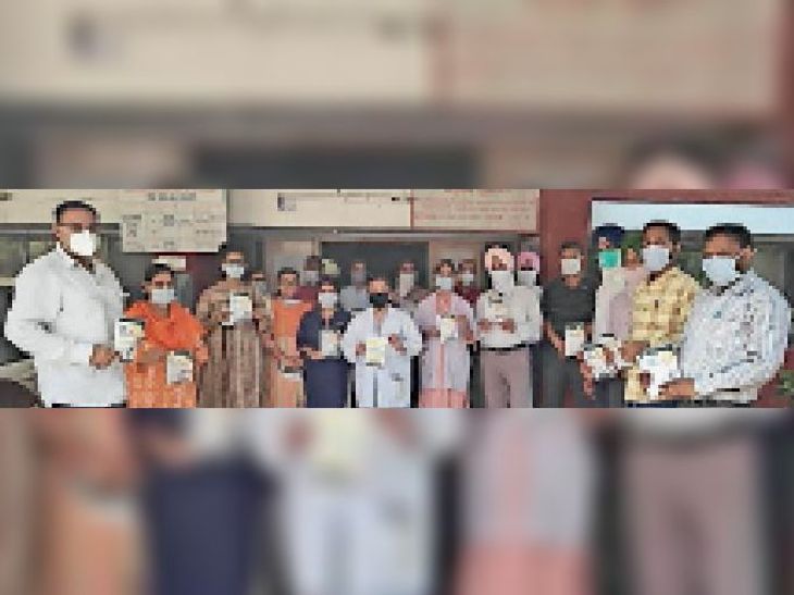 Field workers going from house to house aware about Corona: Dr. Bawa ...