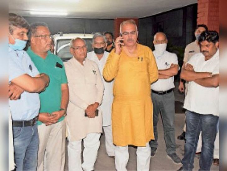 After lathi charge, state politics became active, CM and Home Minister ...