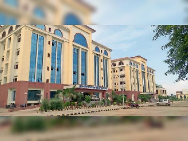 Work to be allocated by creating ward wise and bed wise roster charts ...