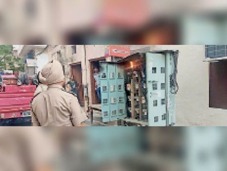 Common resident meter box caught fire, 4 hours electricity shut down