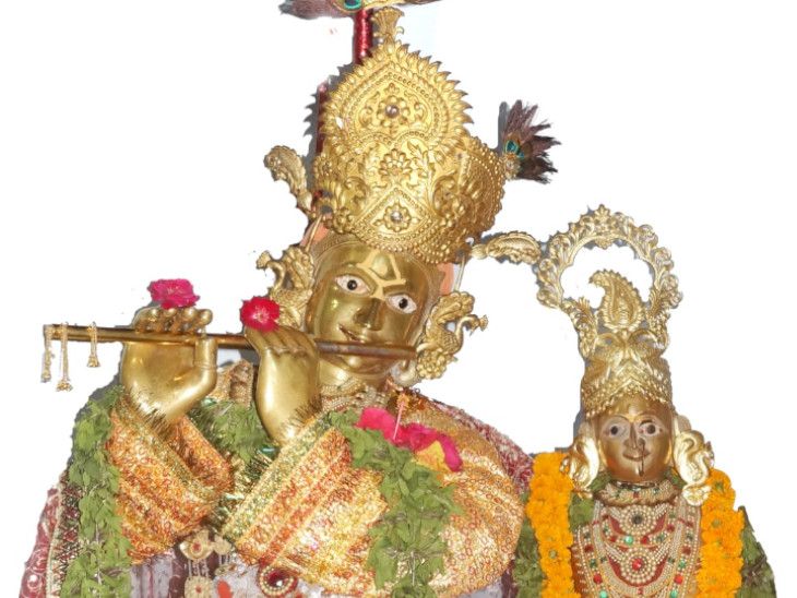 Janmashtami celebration at banshidhar temple, 1280 kg gold idol of Shri ...