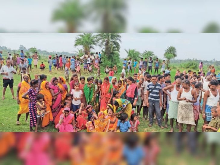 When the water was resisted by cutting the backwater of the field, the ...