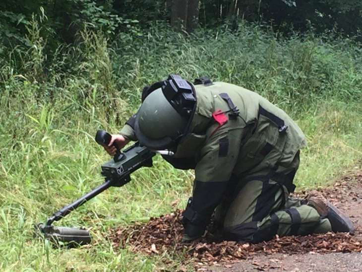 Terrorists attack CRPF bunker outside the CRPF camp at Nehama in Kulgam ...