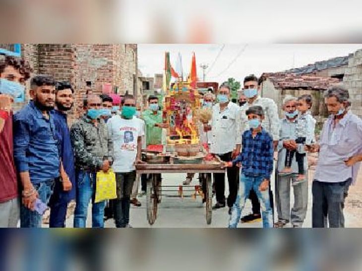 Statue installation and Pran-Pratishtha Festival organized in Baba ...