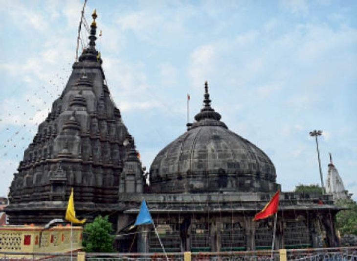 The only temple in Bihar made of stone locking system | विष्णुपद मंदिर ...