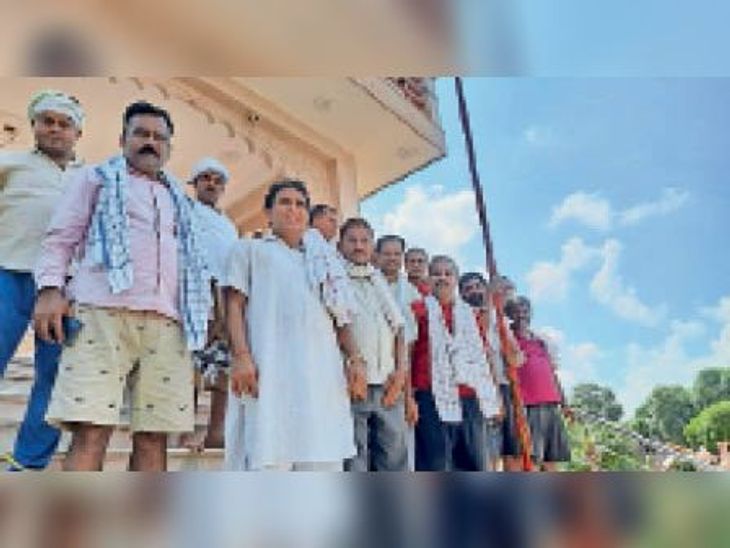 The path of the Pisces Lord departs with cheer | पदयात्रा रवाना ...