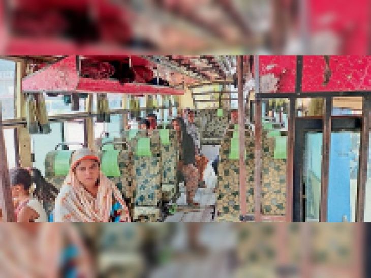 First bus went to Ratlam, ride climbed 10-12, diesel rates increased if ...