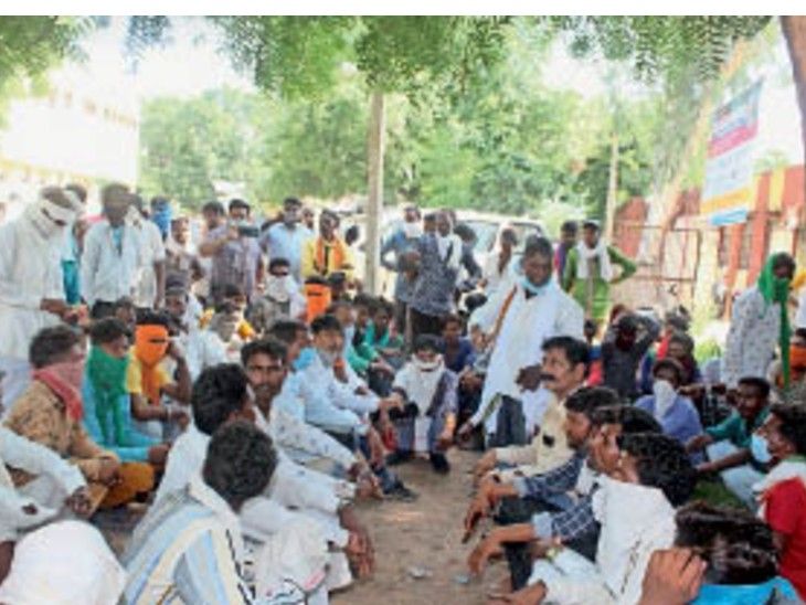 Angry over the killing of a shepherd at Bardha Dam; Bhil community's ...