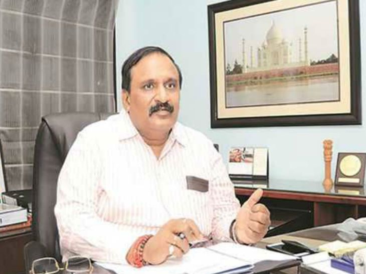 Case Registered Against UP Chief Secretary Deepak Singhal in Delhi