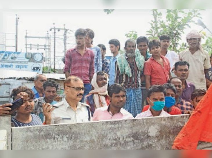 Teen's body recovered from Triveni canal, family members accused of ...