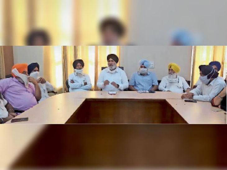 The Shiromani Akali Dal will hold a meeting at Shri Bhattha Sahib on ...