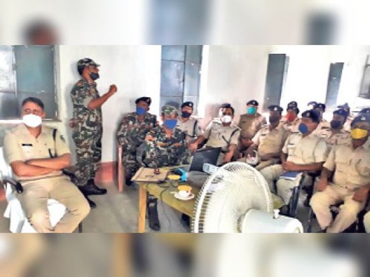 60 soldiers received information about bomb defuse