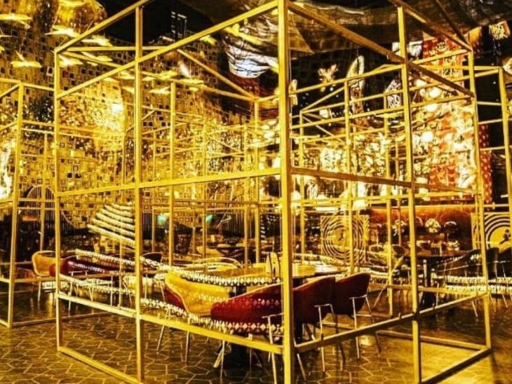 Dragonfly Experience of Personal Dining in Delhi, 10 Pods made to ...
