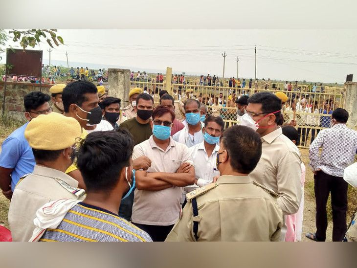 Rajasthan Discom Contract Worker Dies Of Electric Shock In Jhalawar ...