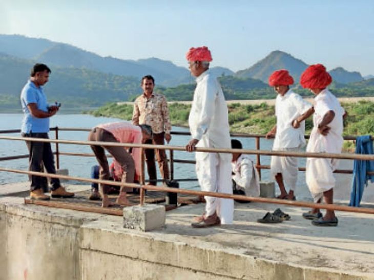 First irrigation water released from Phulad Dam for irrigation