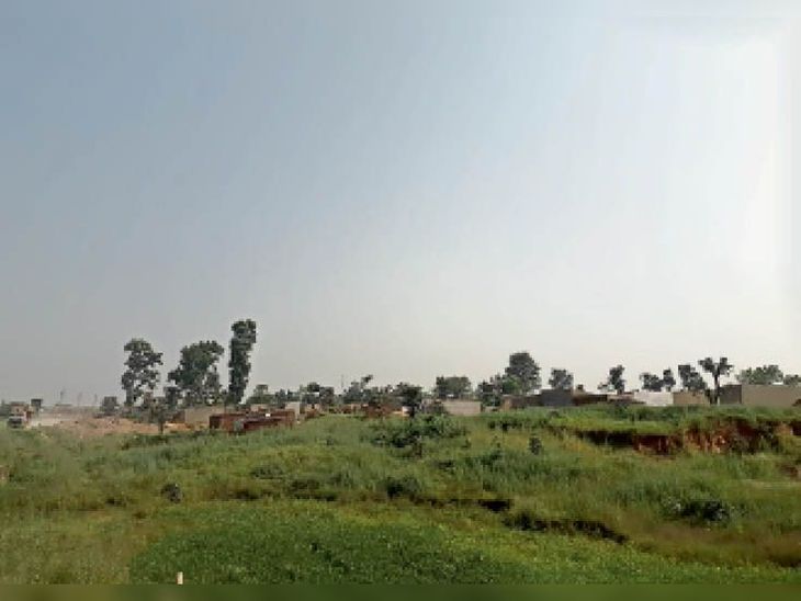 In 5 years in Ramanujganj, 500 acres of land was sold by mafias, now ...