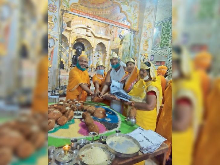 On the 29th initiation day of Acharya Shri 108 Virag Sagar Maharaj, the ...