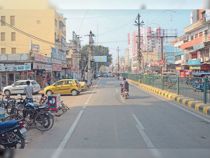 The pavement that was demolished a year ago will be built again, the ...