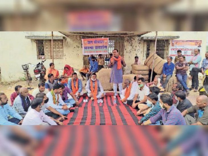 Jan Chaupal is organizing BJP and village | कृषि कानून: गांव और शहर में ...