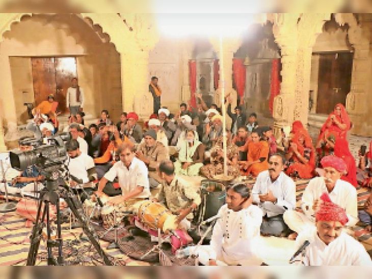 Baba Ramdev, a symbol of Hindu-Muslim unity, Pirs also considered him ...