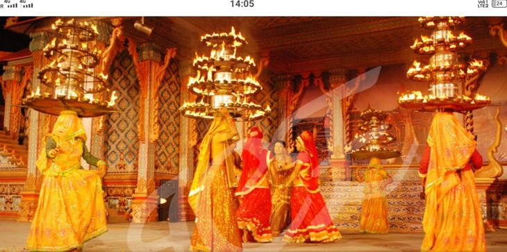 The glory of Holi of Braj is the world famous Charakula dance of ...
