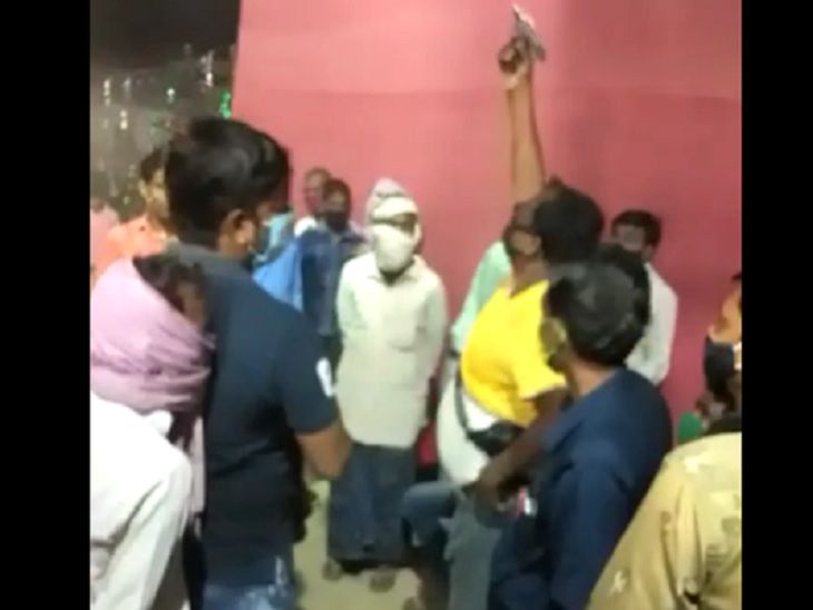 Bihar News; Open firing from pistol-rifle video viral during wedding in ...