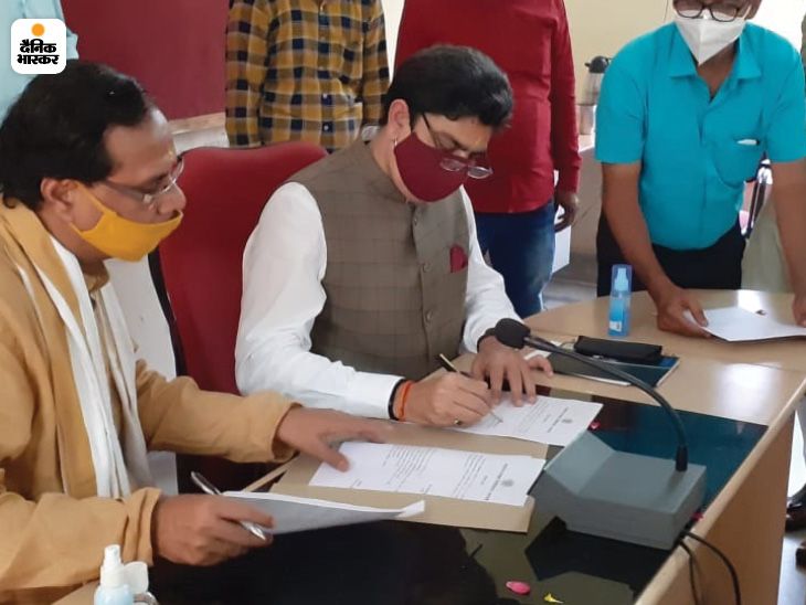 Vice Chancellor of Lucknow University Prof. Alok Kumar Rai took charge ...