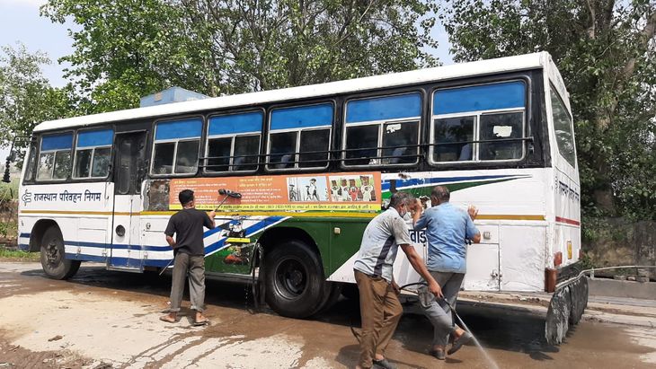 Dust settled on buses in two months, battery of many buses also got ...