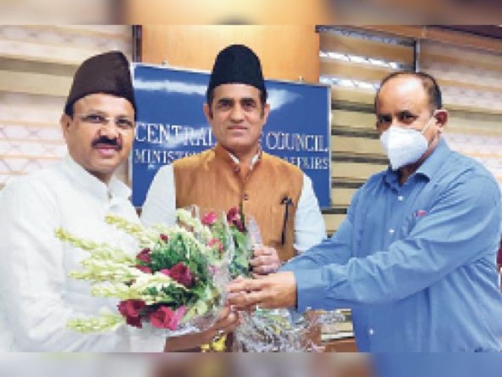 Amin Pathan became the chairman of the Dargah Committee for the fourth ...