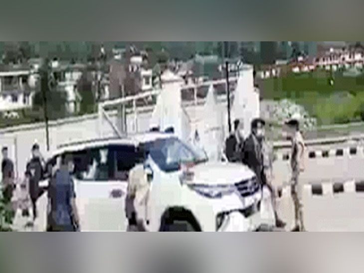 CM told the fight between Kullu's SP and his security in-charge as ...