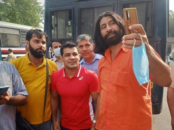 Olympic Medalist Sushil Kumar | Indian Wrestler Murder Accused Sushil ...