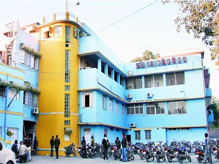 5 thousand Rs. On the spot fine will have to be paid, people can take ...