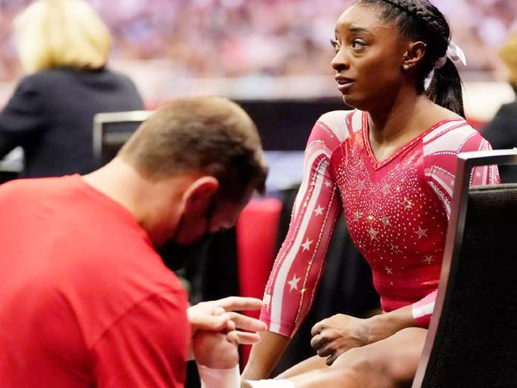 Tokyo Olympics: Champion Gymnast Simone Biles pulls out of team final ...