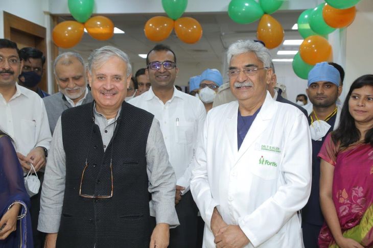 Union Minister launches country's first 3D mapping Carto-7 machine cath ...