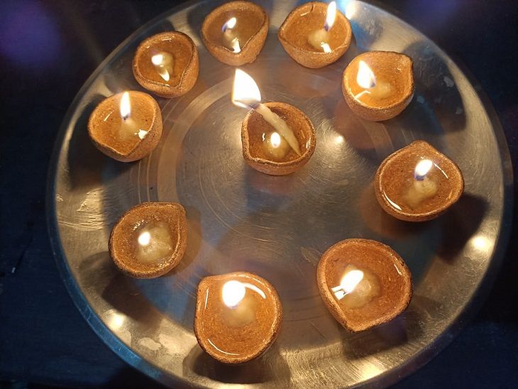 Diyas being made from cow dung, idols of Ganesh and Lakshmi are also ...