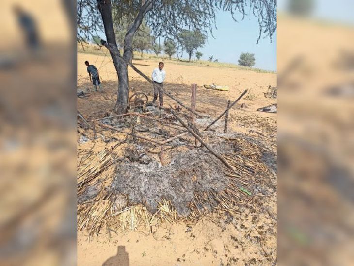 Solar plant's battery exploded due to fire, Rs 1.65 lakh and goods ...