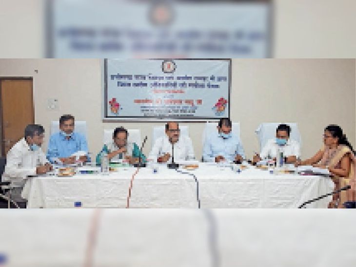 The process of making caste certificate should be simple, President Thaneshwar Sahu said - there ...