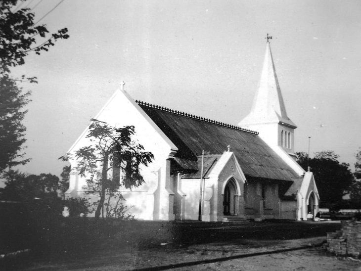 In 1832, the British had established a church on Bajoria Road. Heritage ...