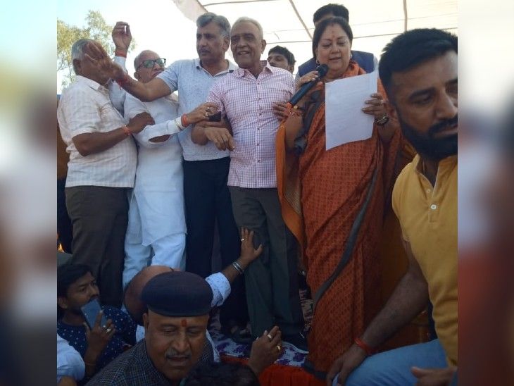 Raje said; Those who show the path of Pali, people who awaken the light ...