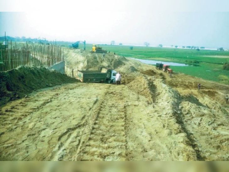 On February 11, the newly built road bridge of Shri Krishna Setu was ...