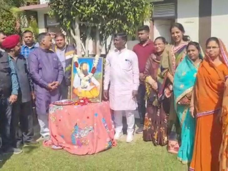 Regar Samaj celebrated Sant Ravidas Jayanti, called for following the ...