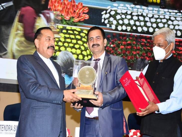 BHU's first scientist to receive the National Award for Dr. Santosh ...